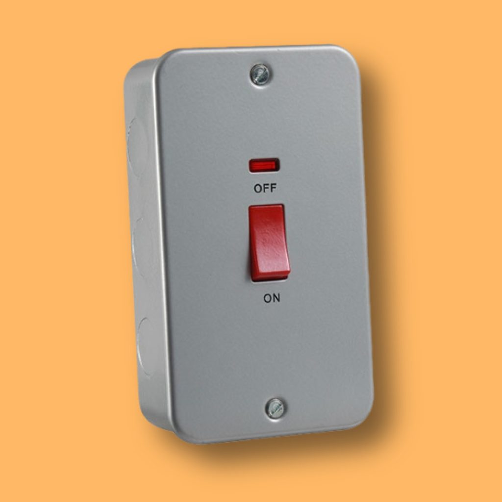 Metal Clad 1G 45Amp DP Switch - Vertical - Blackwater Electrical Supplies